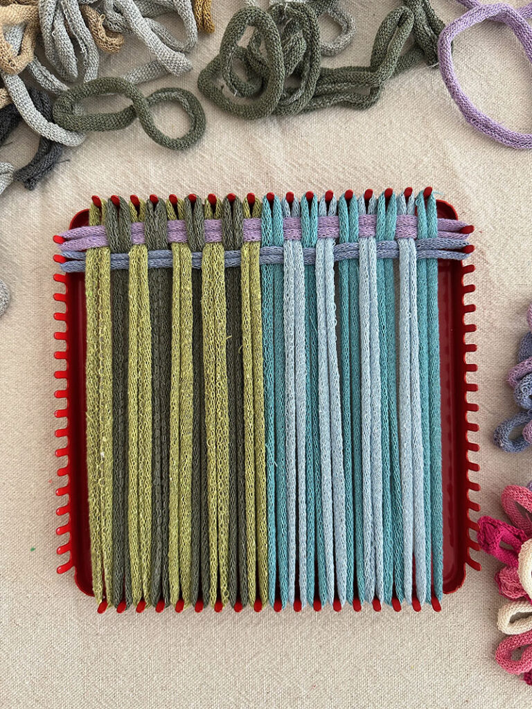 Potholder Weaving with Cotton Loops - ARTBAR