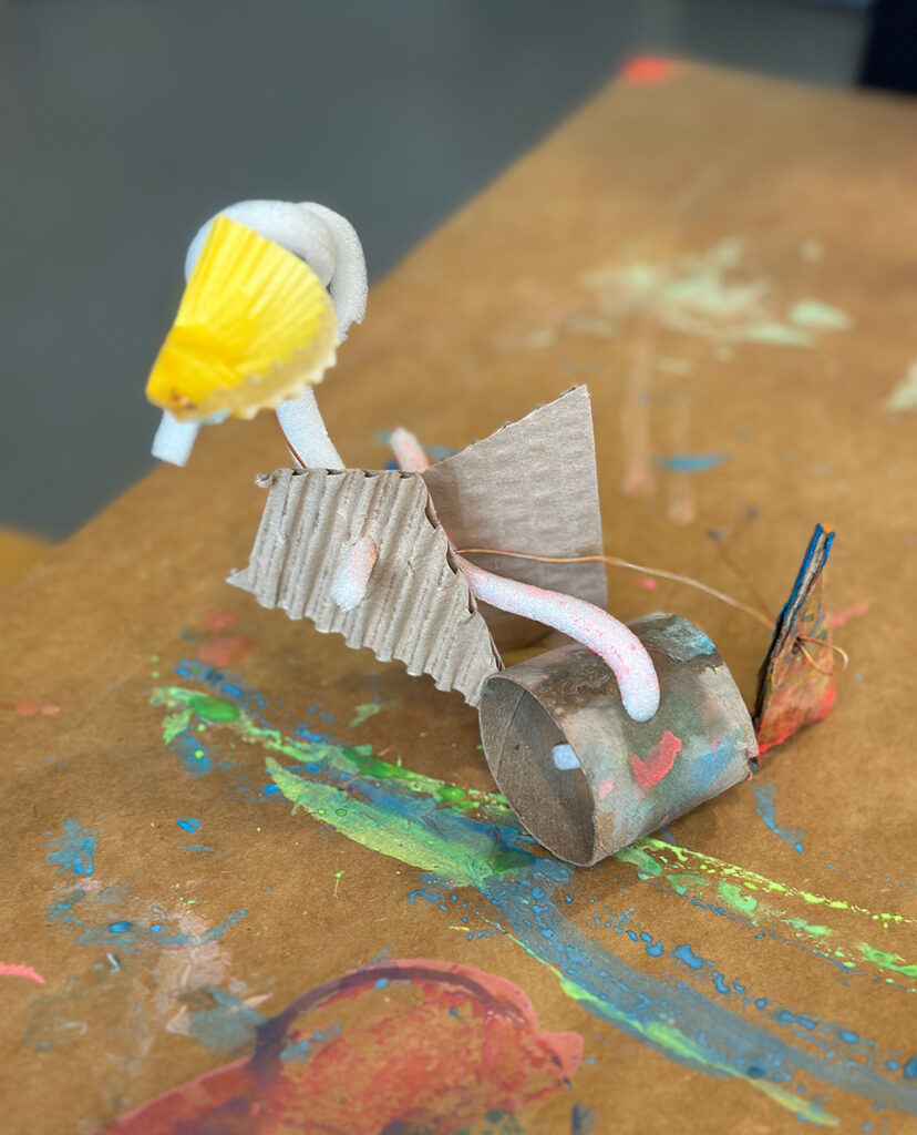 Children experiment with wire and threadable materials - ARTBAR